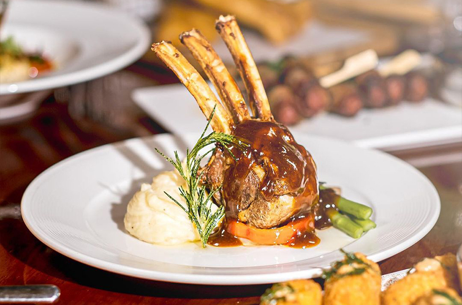 ILoveQatar.net | Places to try weekend roasts in Qatar
