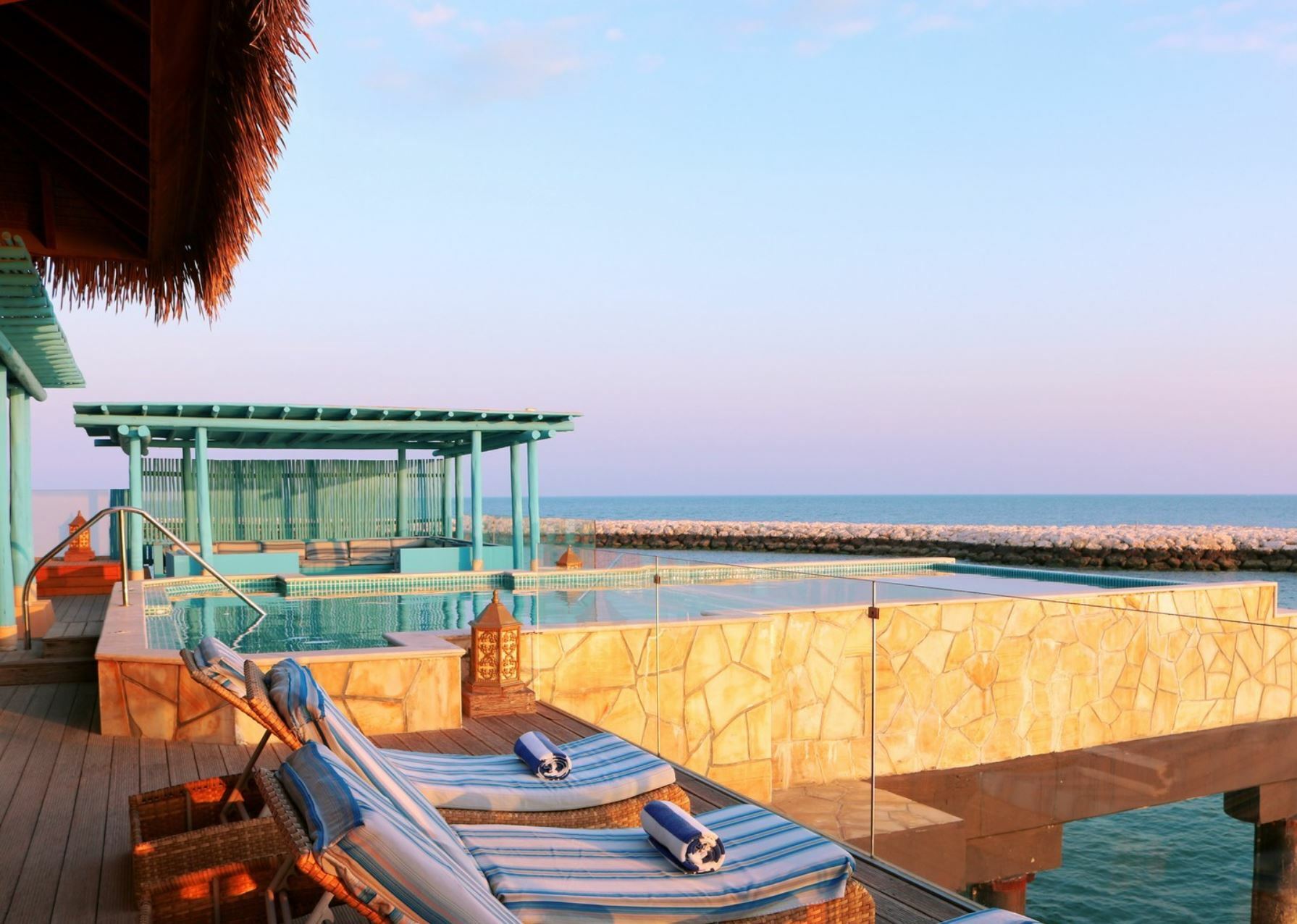 ILoveQatar.net | Hotels with infinity & rooftop pools in Qatar