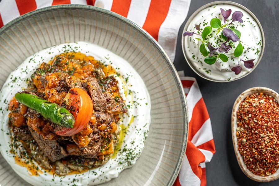 ILoveQatar.net | 10 dishes that are a must-try at HuQQa Qatar