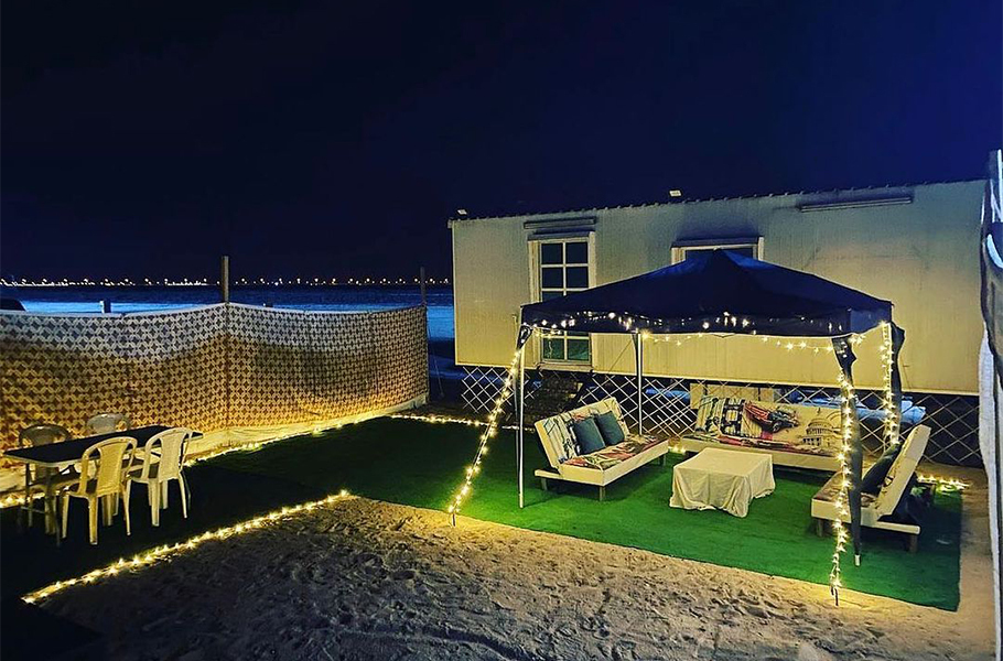 ILoveQatar.net | Check out these caravan or cabin rentals in Qatar!