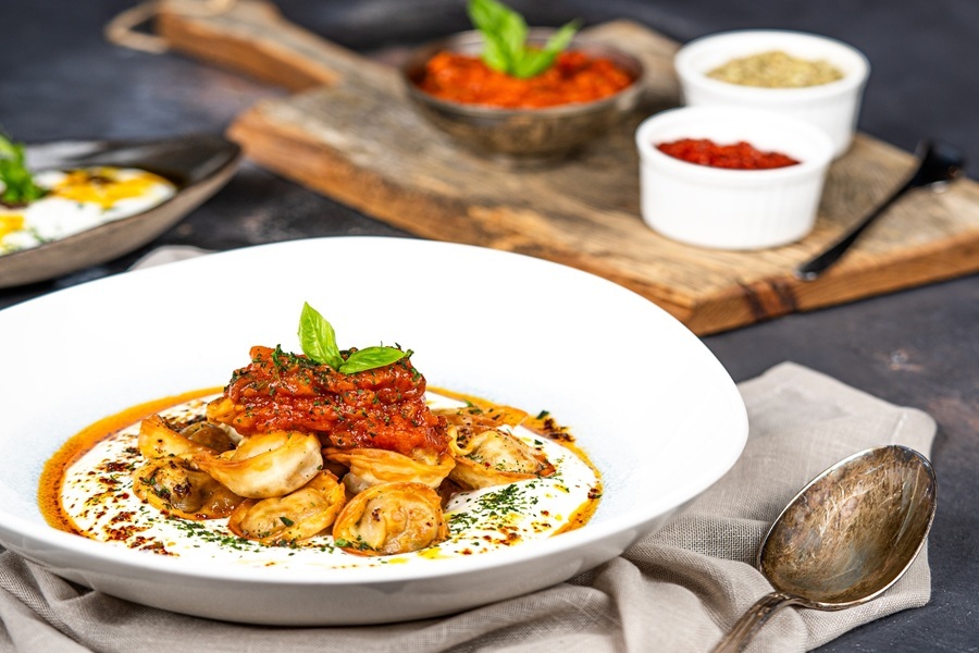 ILoveQatar.net | 10 dishes that are a must-try at HuQQa Qatar