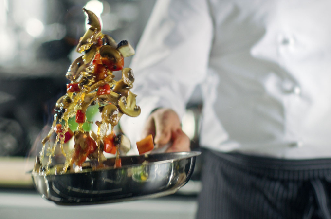 ILoveQatar.net | Looking for a job?