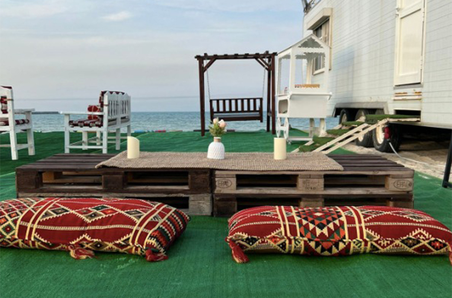 ILoveQatar.net | Check out these caravan or cabin rentals in Qatar!