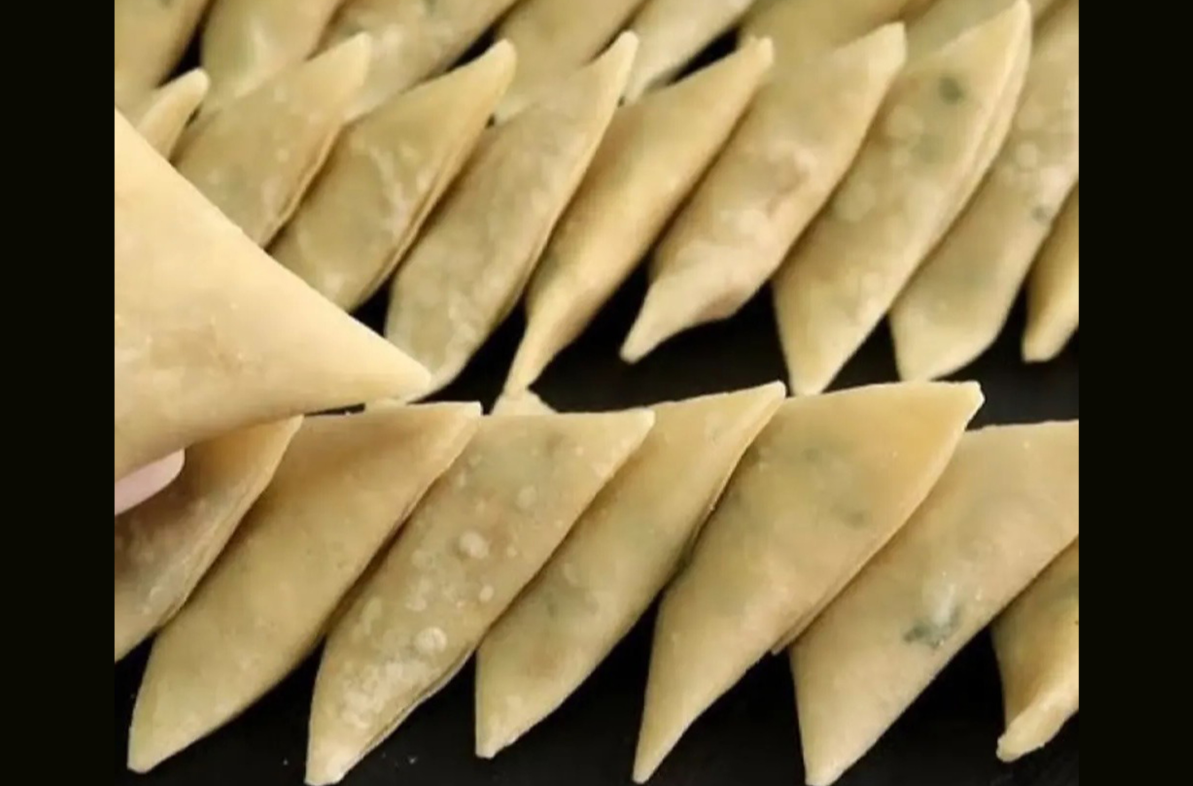 ILoveQatar.net | Places to find ready to go samboosas or samosas during ...