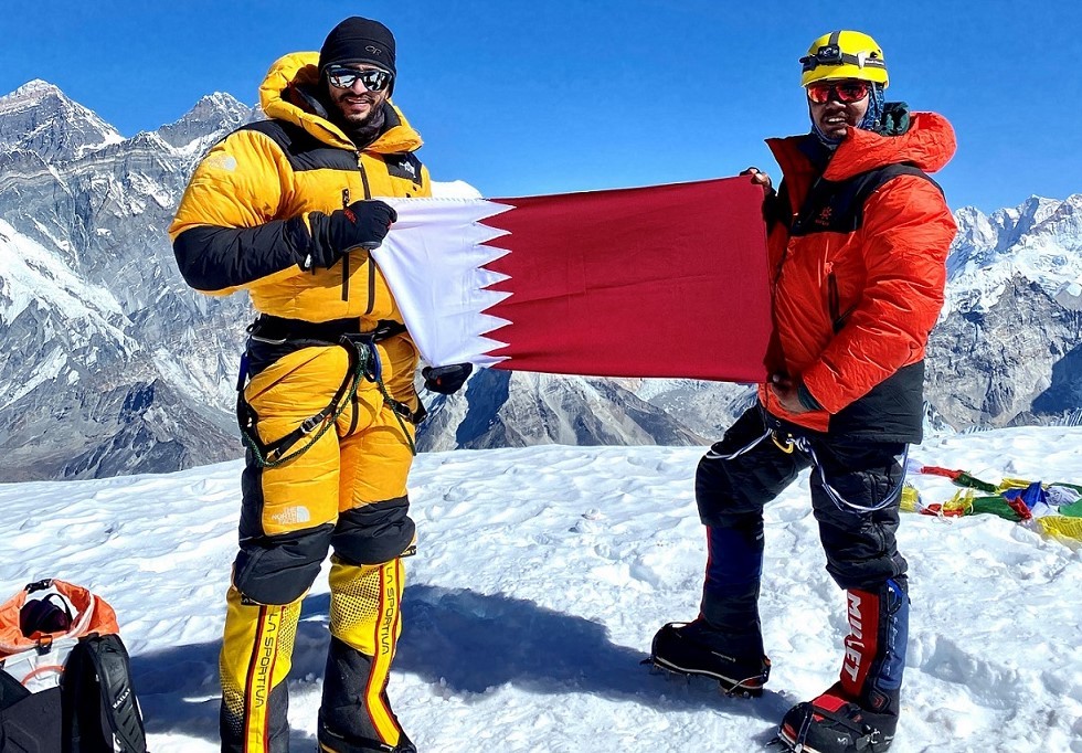 ILoveQatar.net | Fahad Badar climbs Ama Dablam Summit in harshest ...
