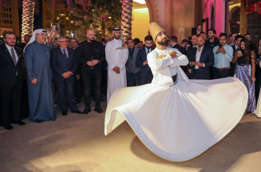 ILoveQatar.net | HuQQa and The Market open at St. Regis Hotel, Doha