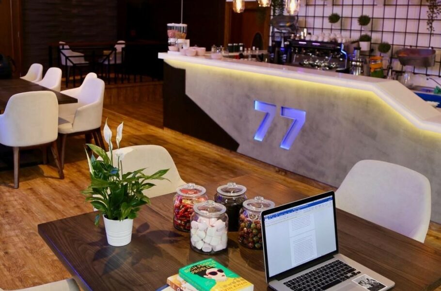 ILoveQatar.net | Flat 77: This cafe in Doha will make you feel at home!