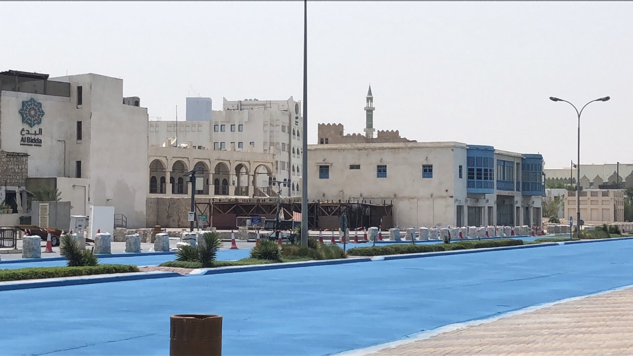 ILoveQatar.net | Road turns blue in Doha to cool down temperature