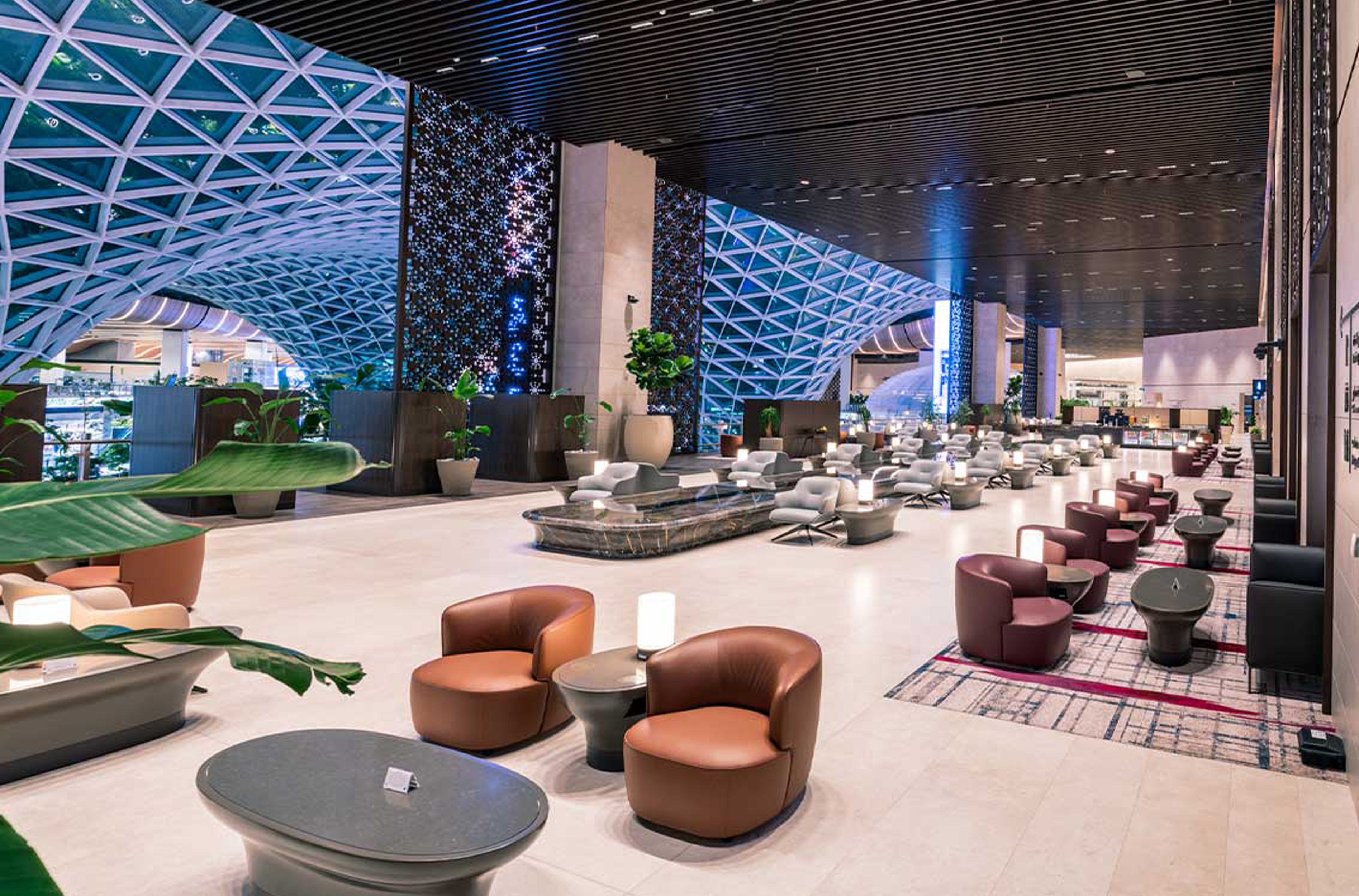 ILoveQatar.net | Discover the luxurious Qatar Airways lounges at Hamad ...