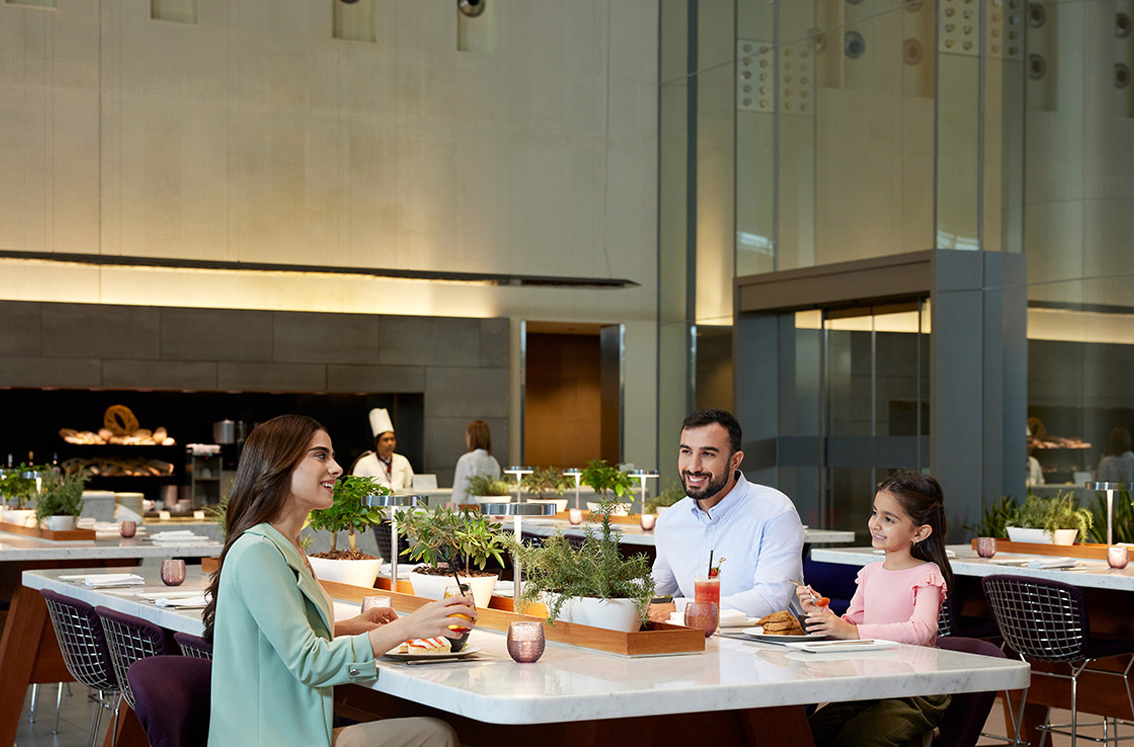 ILoveQatar.net | Discover the luxurious Qatar Airways lounges at Hamad ...