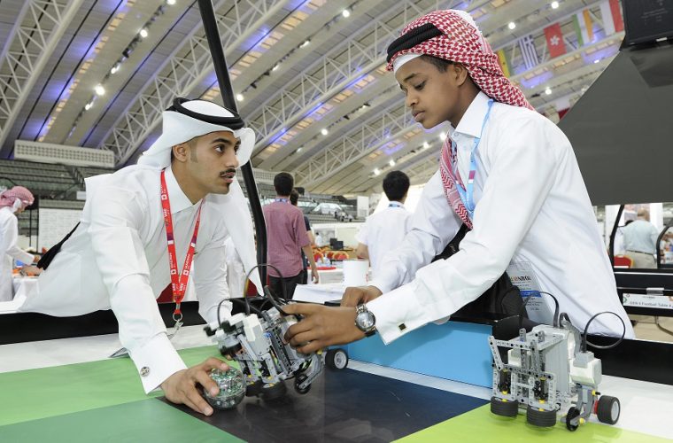 ILoveQatar.net | Record numbers of students compete in National Robot ...
