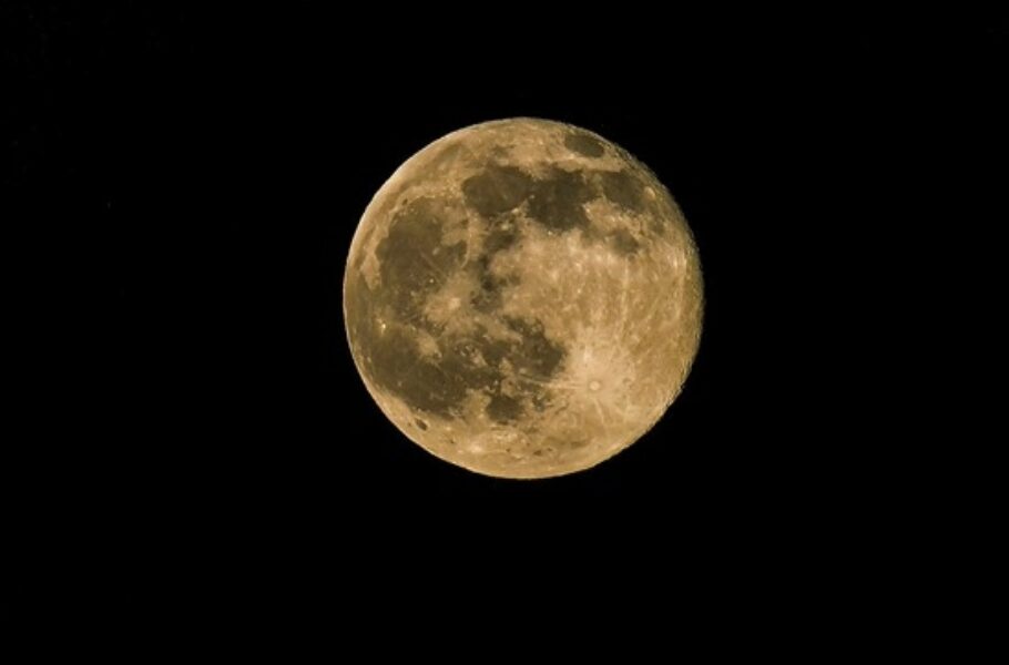 ILoveQatar.net | Ramadan full moon