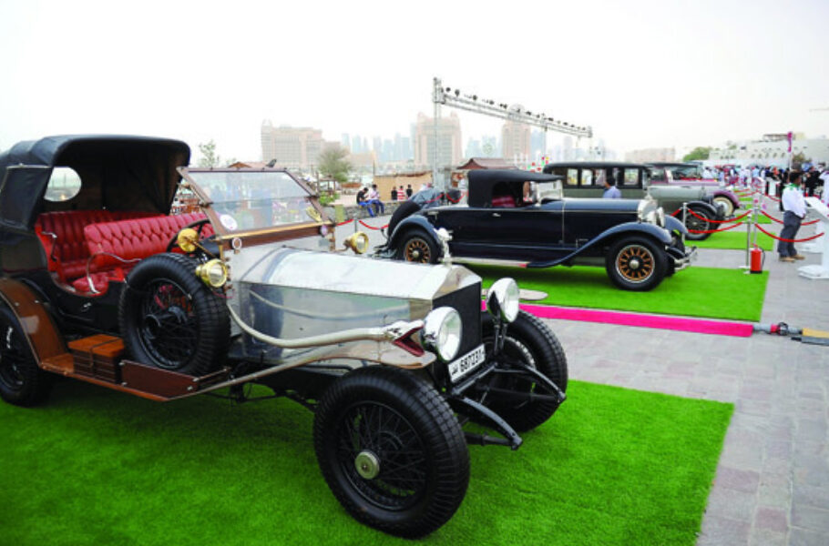 ILoveQatar.net | Luxury and classic cars on display at Katara