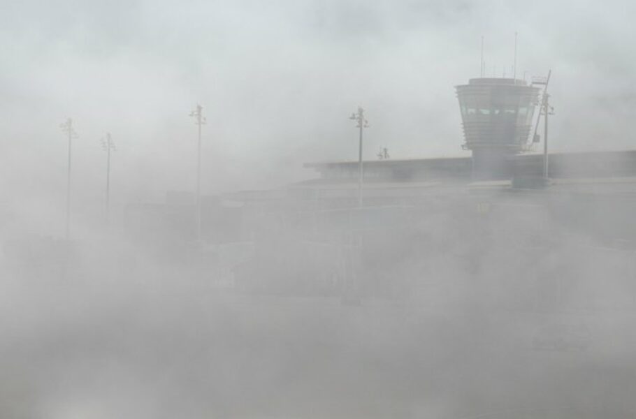 ILoveQatar.net | Heavy fog engulfs Qatar and UAE, delaying flights