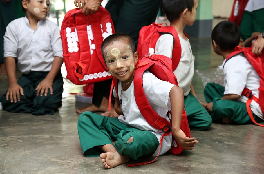 ILoveQatar.net | Ooredoo and The Leo Messi Foundation Continue Global ...