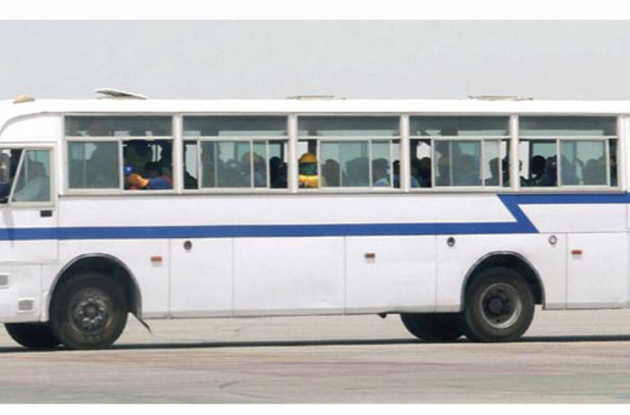 ILoveQatar.net | AC buses a ‘dream’ for construction workers