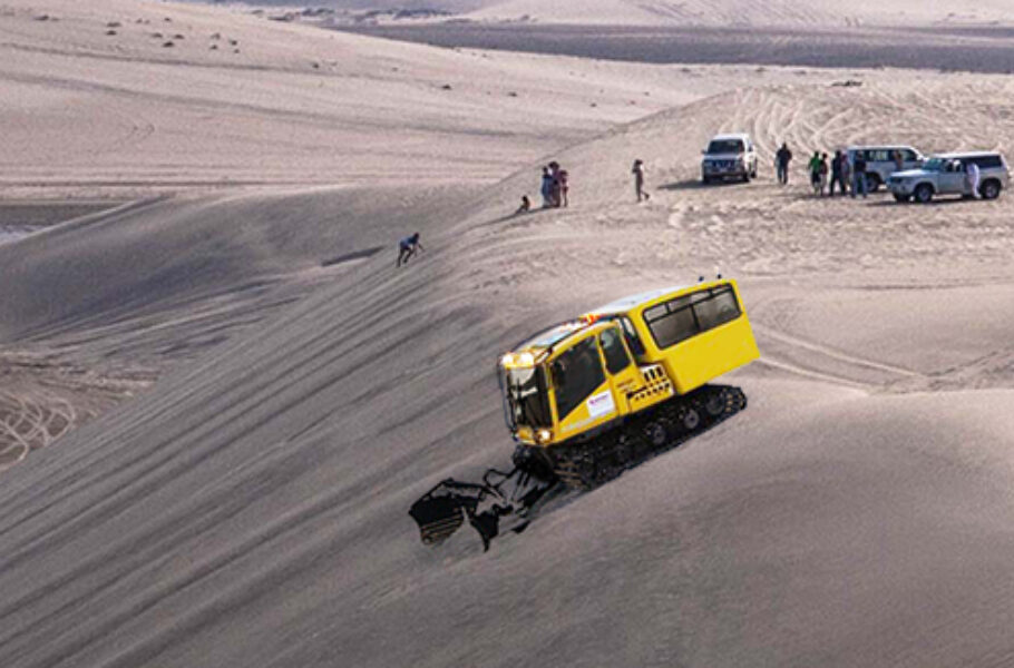 ILoveQatar.net | Here’s how Qatar’s dunes are kept clean and always ...