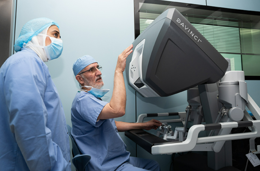 ILoveQatar.net | HMC performs cutting-edge robotic-assisted coronary ...