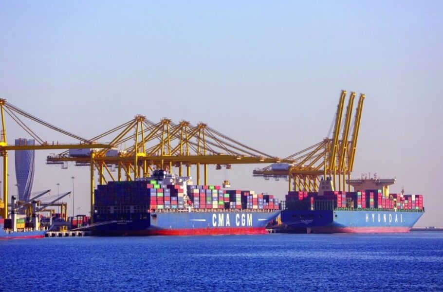 ILoveQatar.net | More than 1,000 ships called at Hamad Port in 8 months