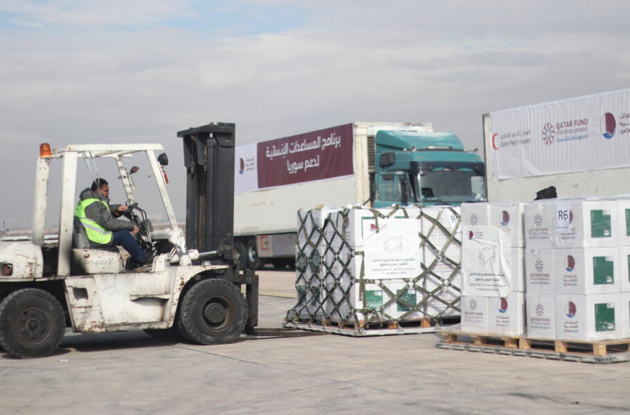 ILoveQatar.net | Qatari Armed Forces aircraft delivers 19 tons of ...