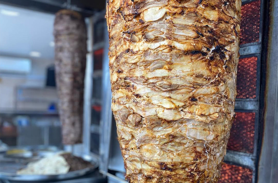 ILoveQatar.net | Must try shawarma places in Qatar