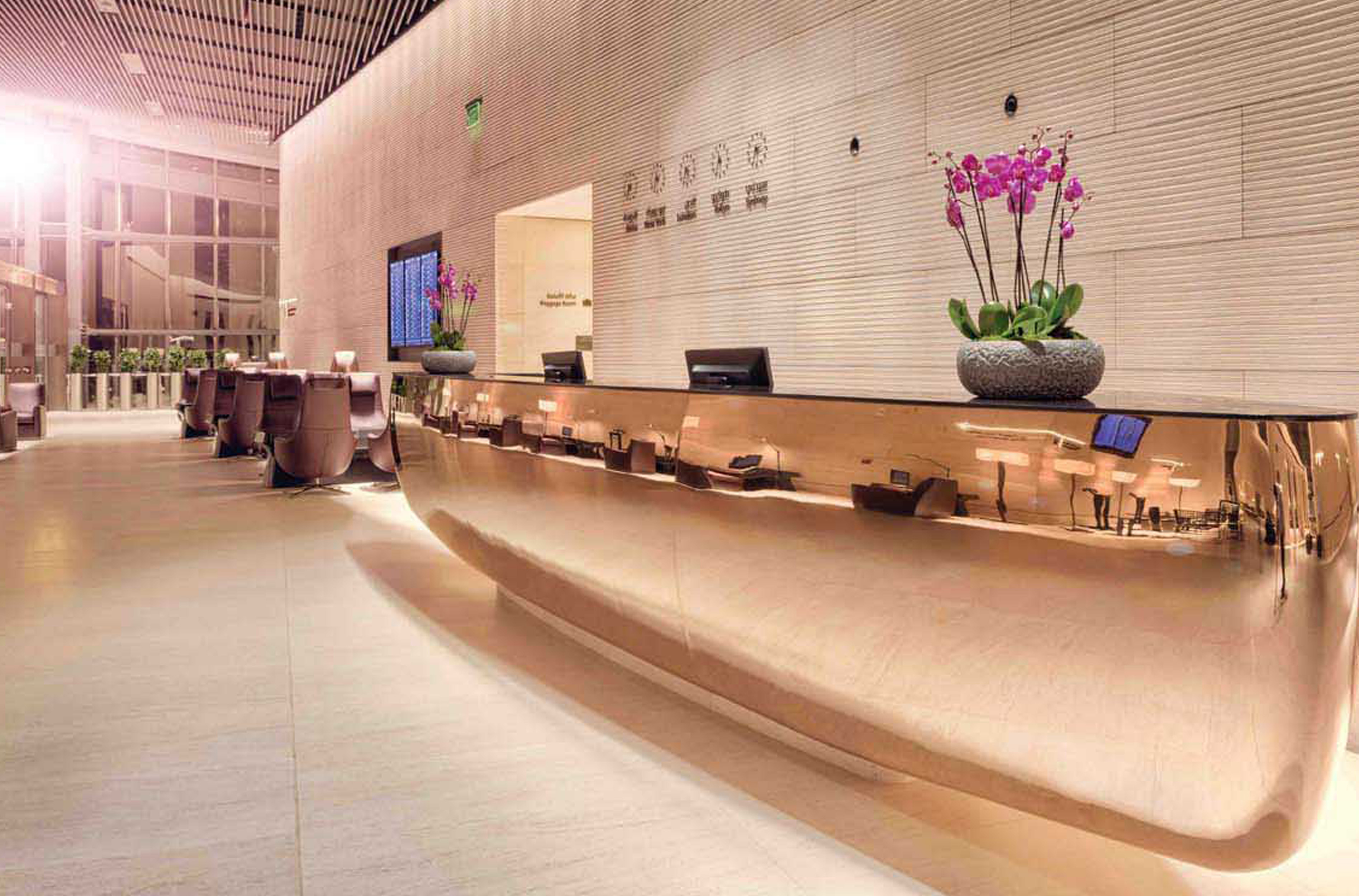 ILoveQatar.net | Discover the luxurious Qatar Airways lounges at Hamad ...