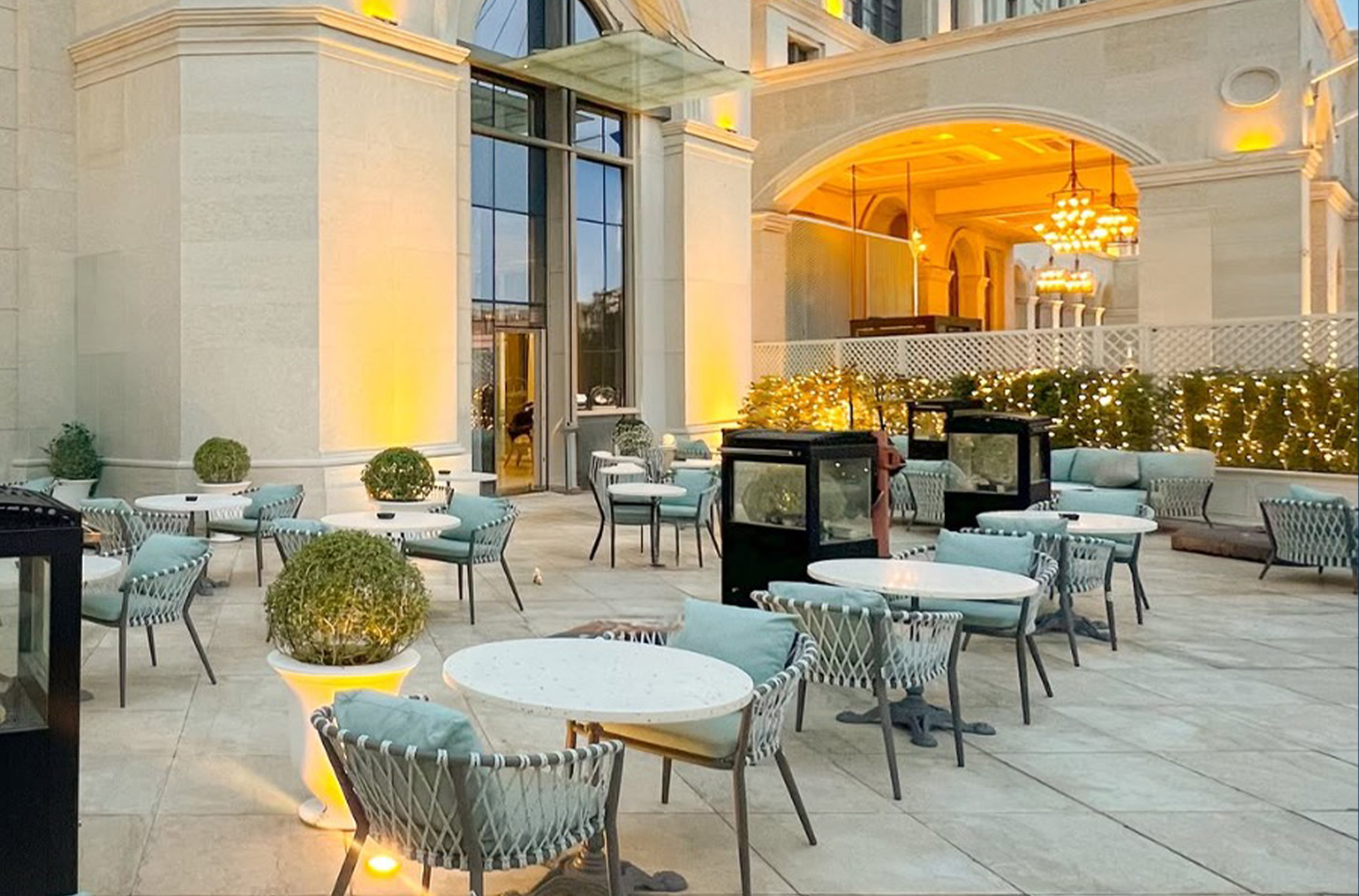 ILoveQatar.net | Restaurants offering cozy, heated outdoor seating in Qatar