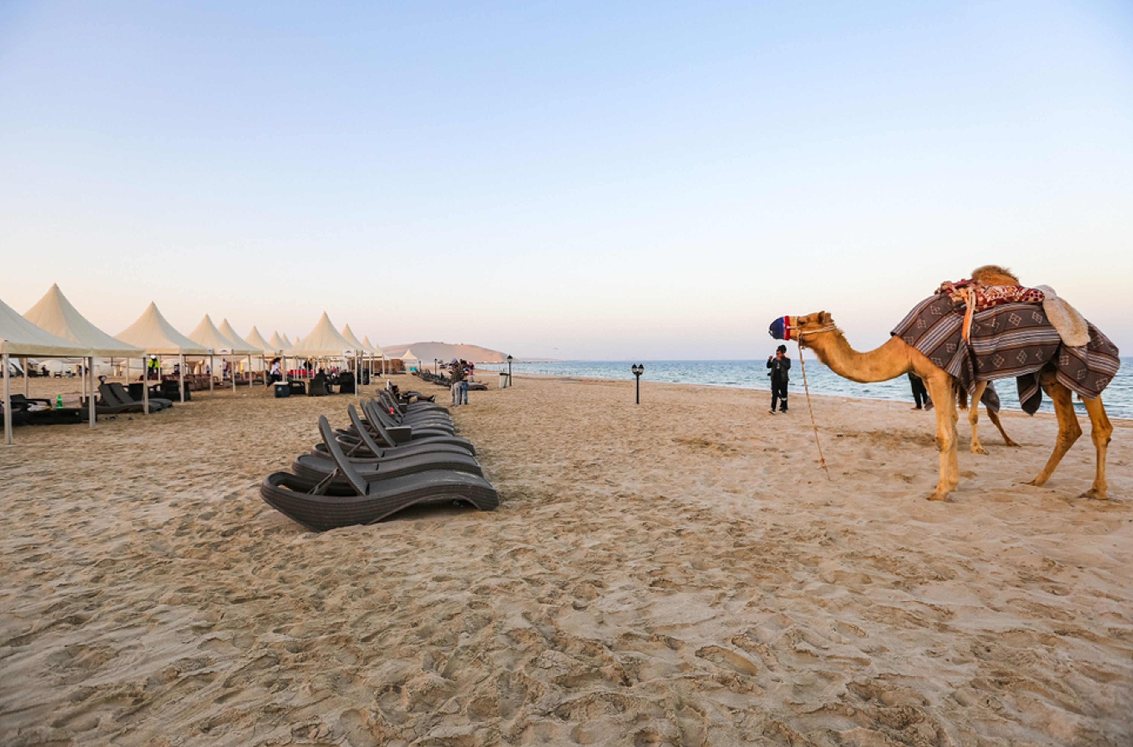 ILoveQatar.net | Overnight beach camping spots in Qatar you need to try!