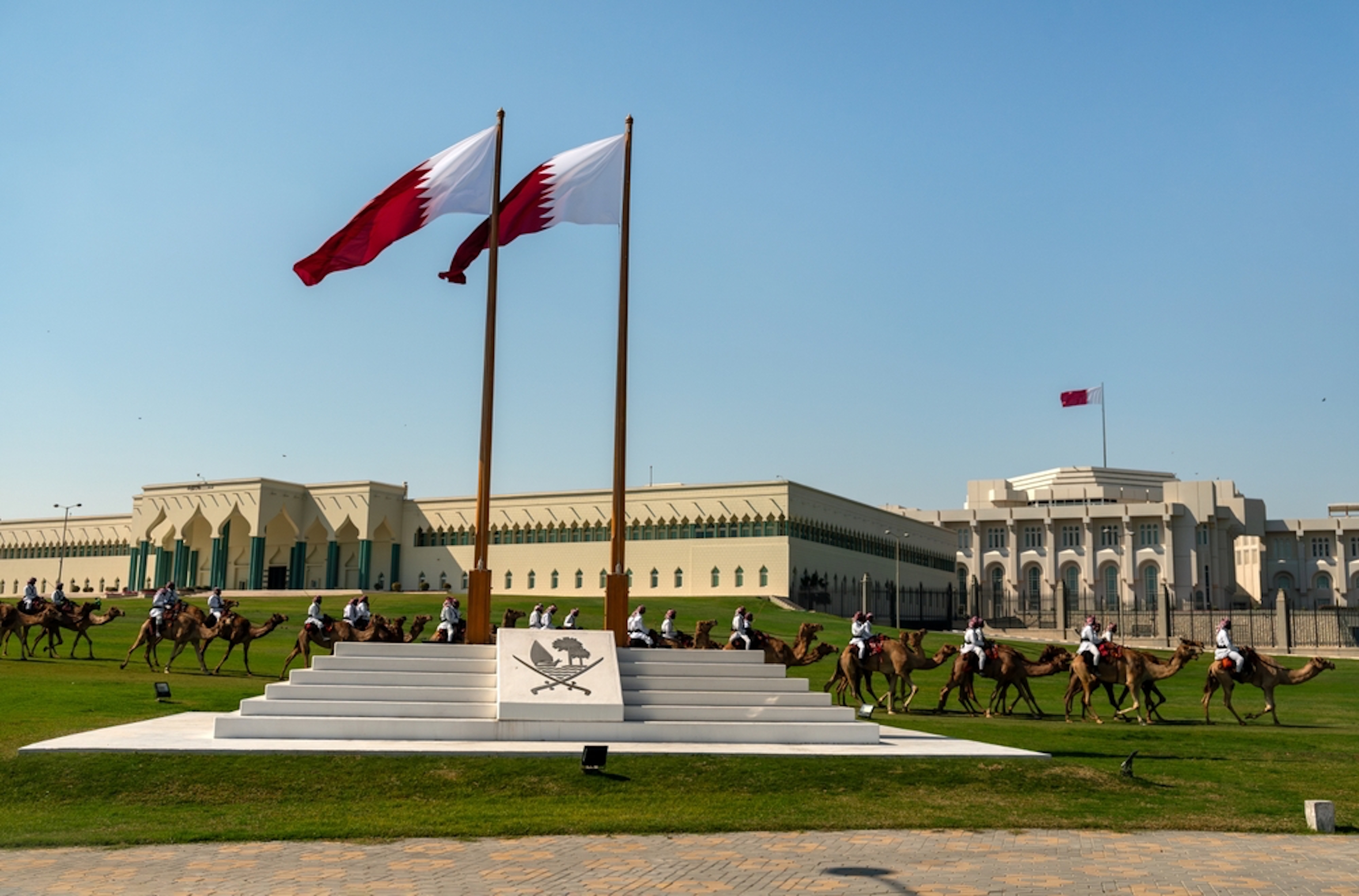 ILoveQatar.net | The do's and don'ts of using the Qatar national flag
